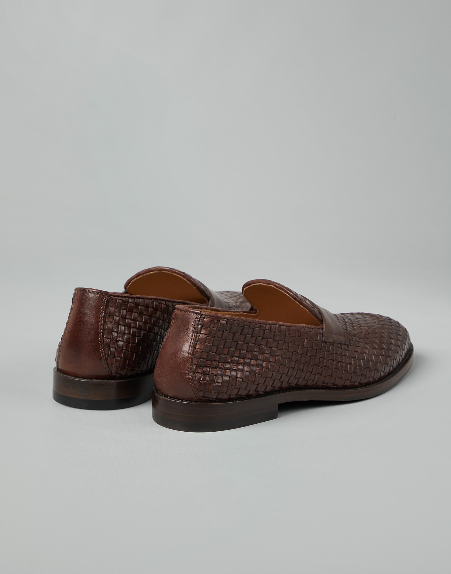Calfskin penny loafers (241MZURNTB799) for Man | Brunello Cucinelli
