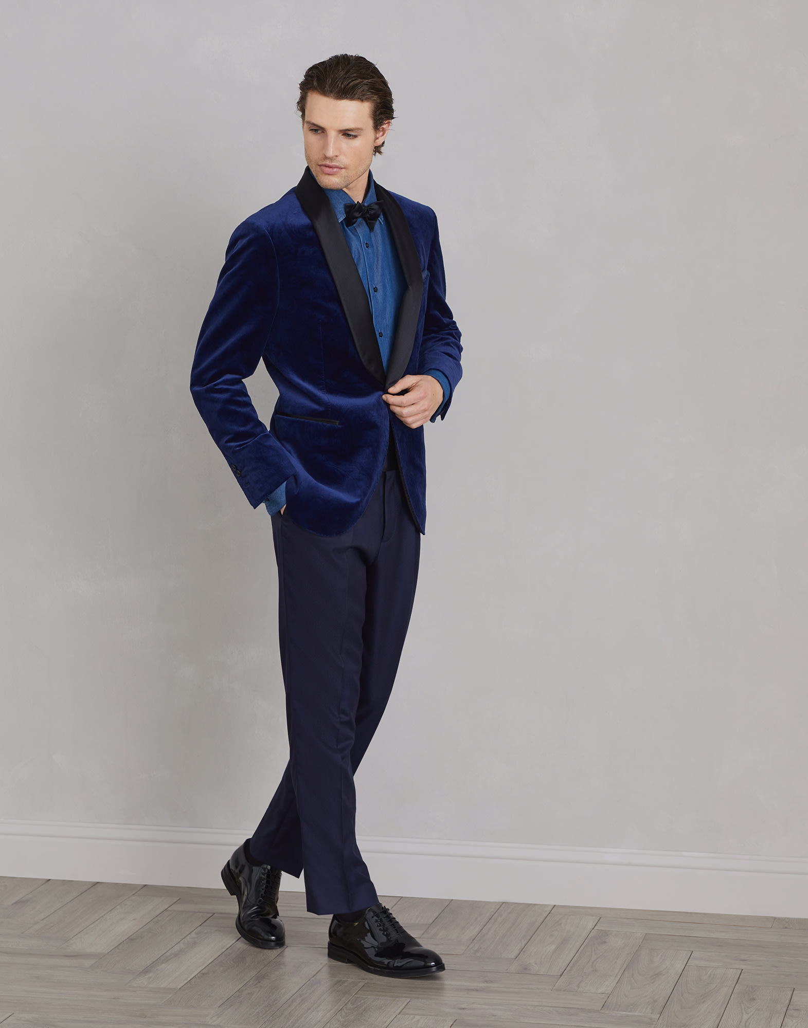 Lightweight denim tuxedo shirt (242MR683S1836) for Man | Brunello Cucinelli