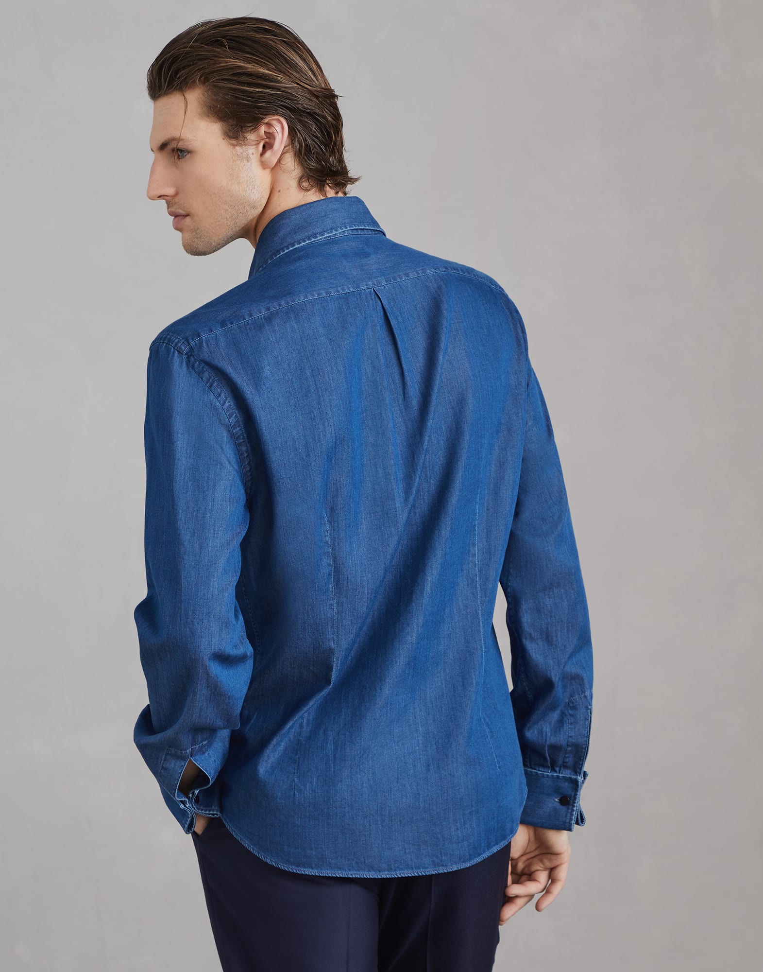 Lightweight denim tuxedo shirt (242MR683S1836) for Man | Brunello Cucinelli