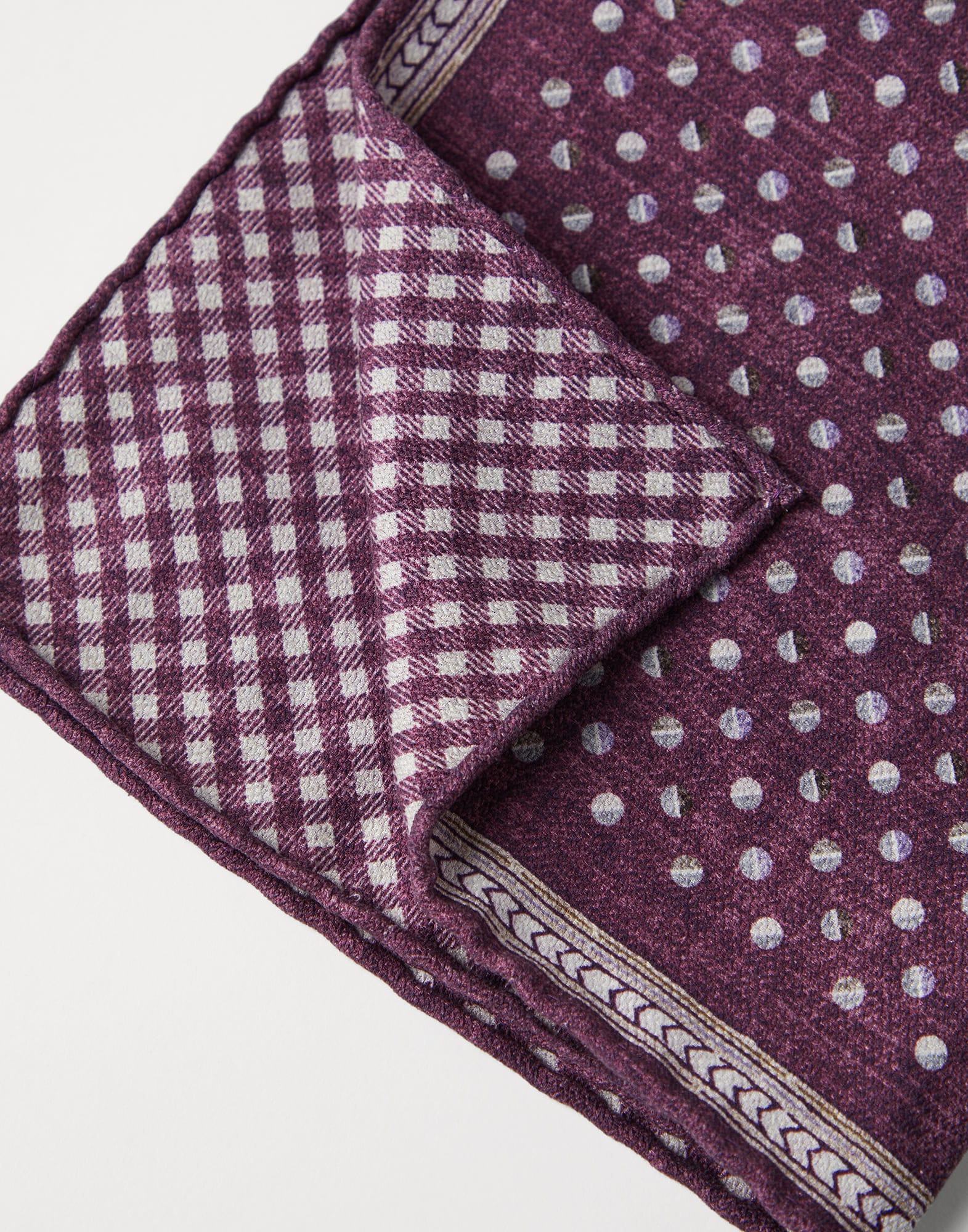 Double-face pocket square (242MR8760091CQJ7001) for Man | Brunello ...